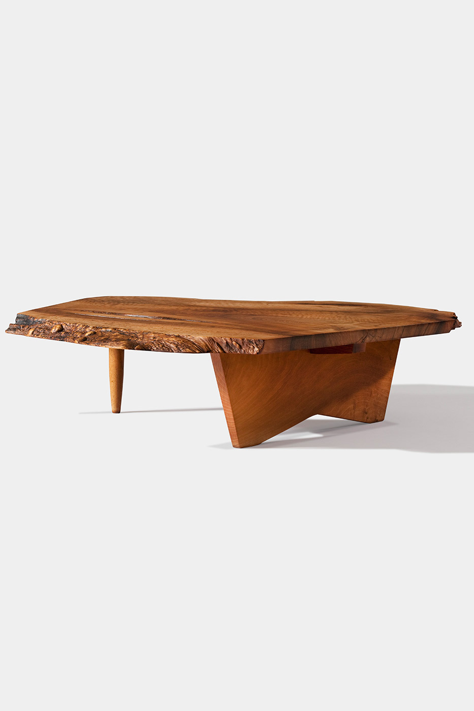 Conoid Coffee Table — George Nakashima Woodworkers