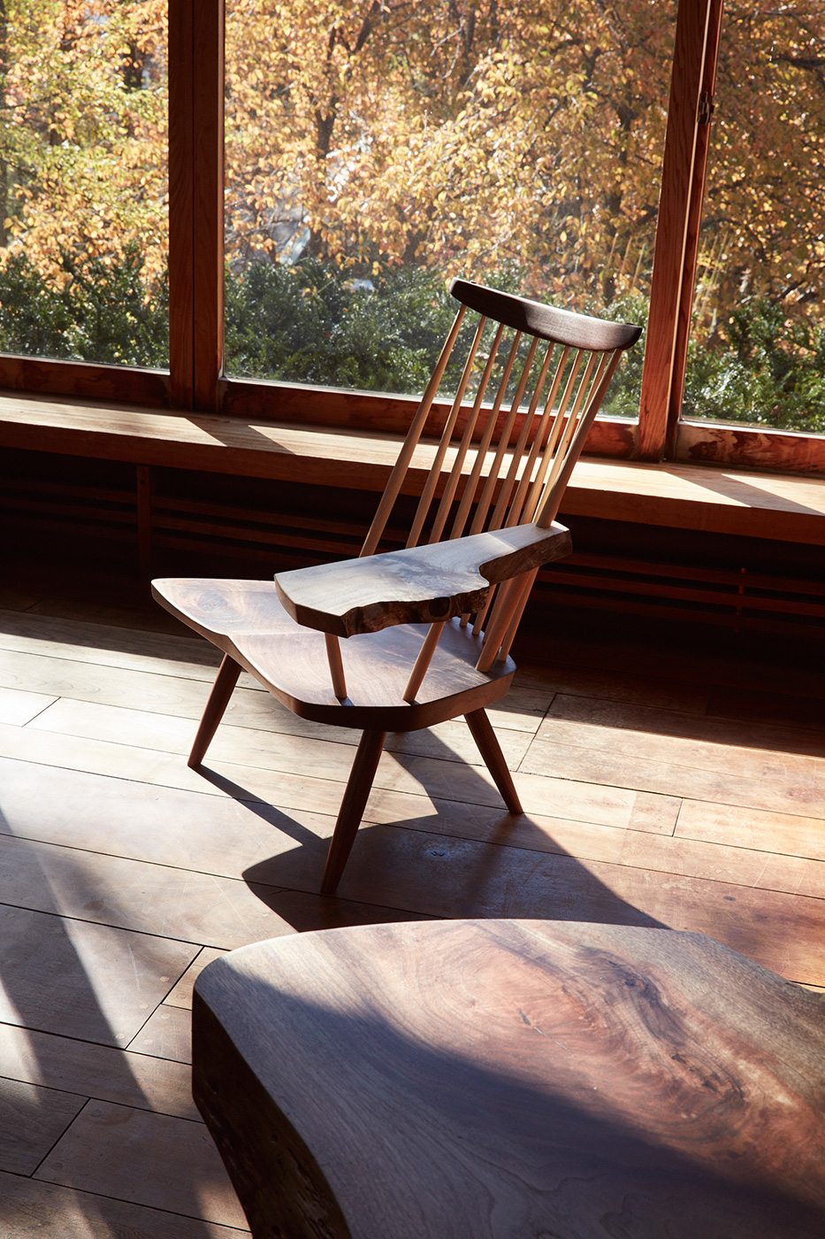 Lounge Chair with Free-Form Arm — George Nakashima Woodworkers